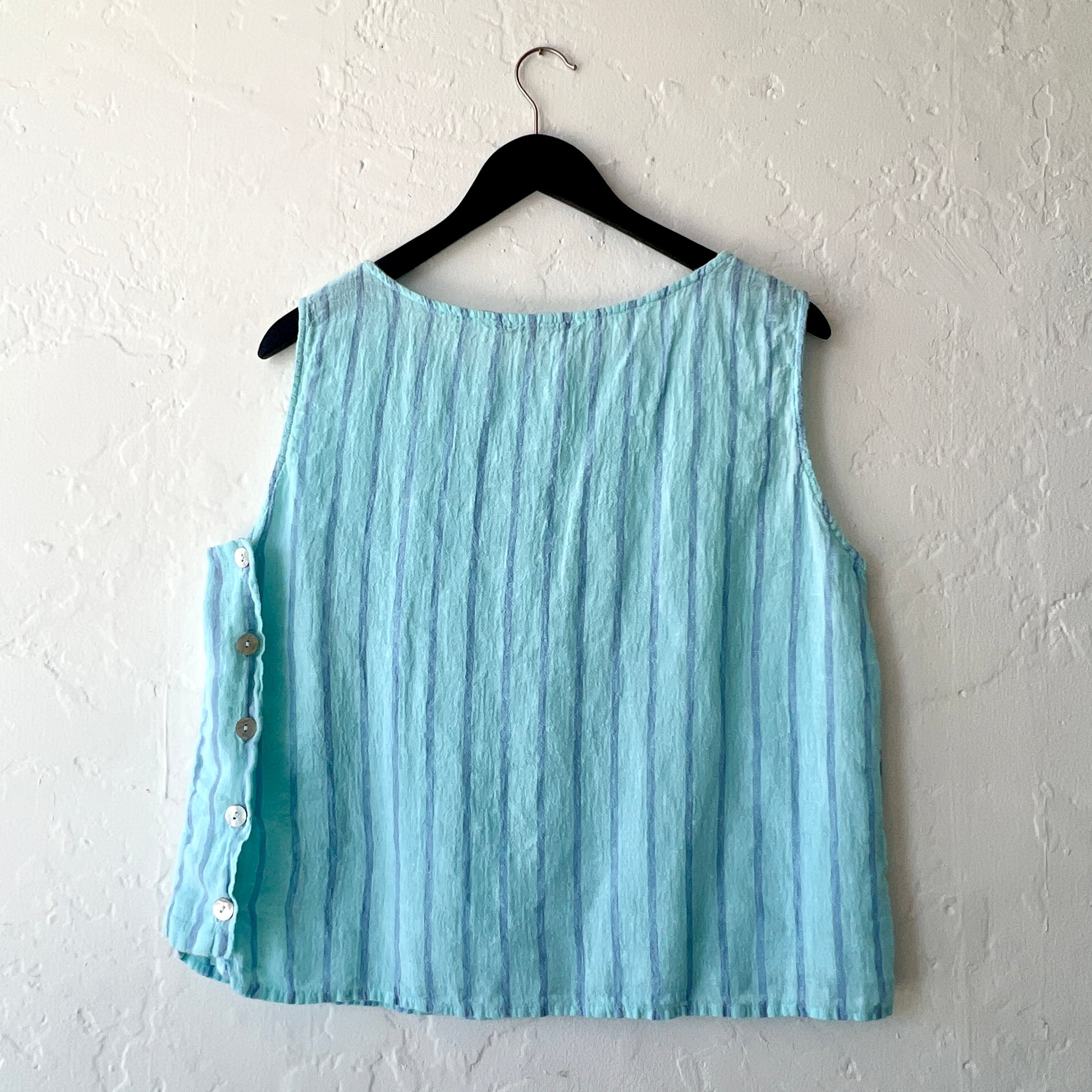 Striped Side Button Shell Tank in Fountain – Dotter